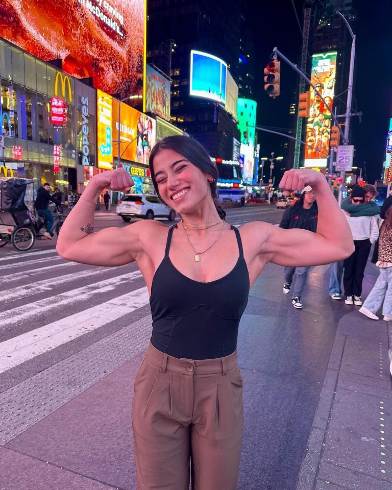 Sara Saffari Bio, Age, Career, Net Worth, Boyfriend, Education ...