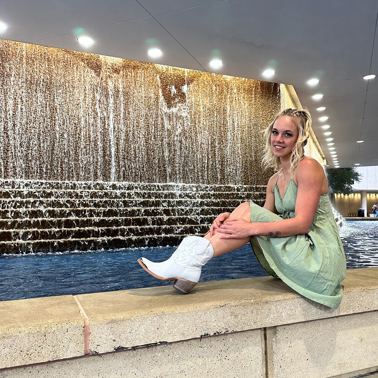 Kelsey Kane Bio, Age, Career, Net Worth, Boyfriend, Height,